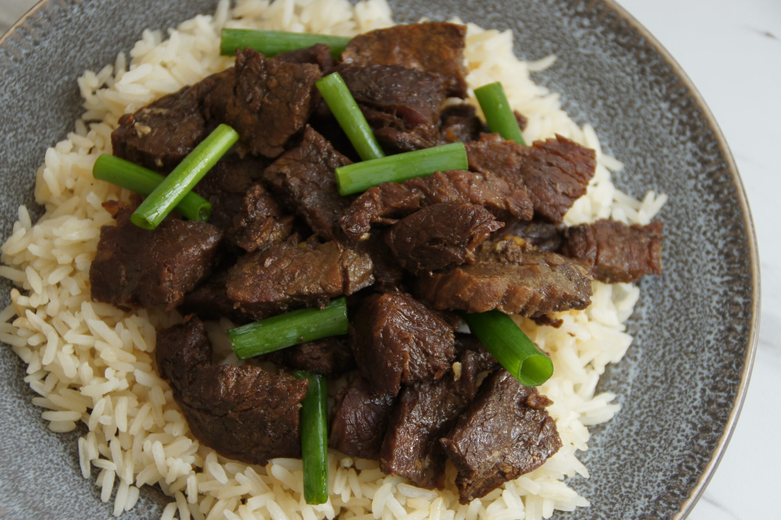 Easy Crockpot Mongolian Beef - Land of 10,000 Recipes