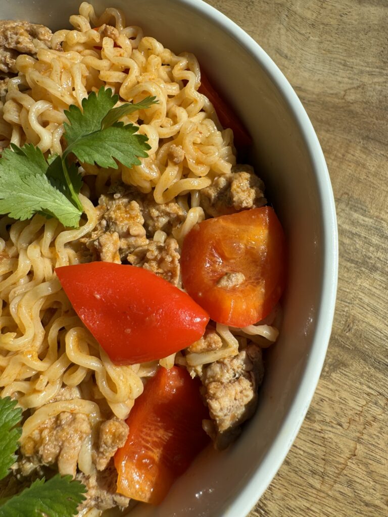 Red Curry Ramen Noodles Ready in Twenty Minutes - Land of 10,000 Recipes